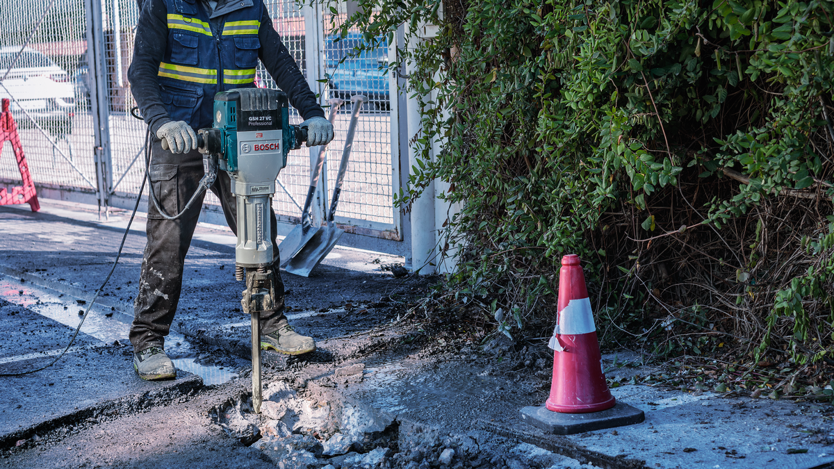 PRO HEX 28-4C Pointed Chisel - Bosch Professional